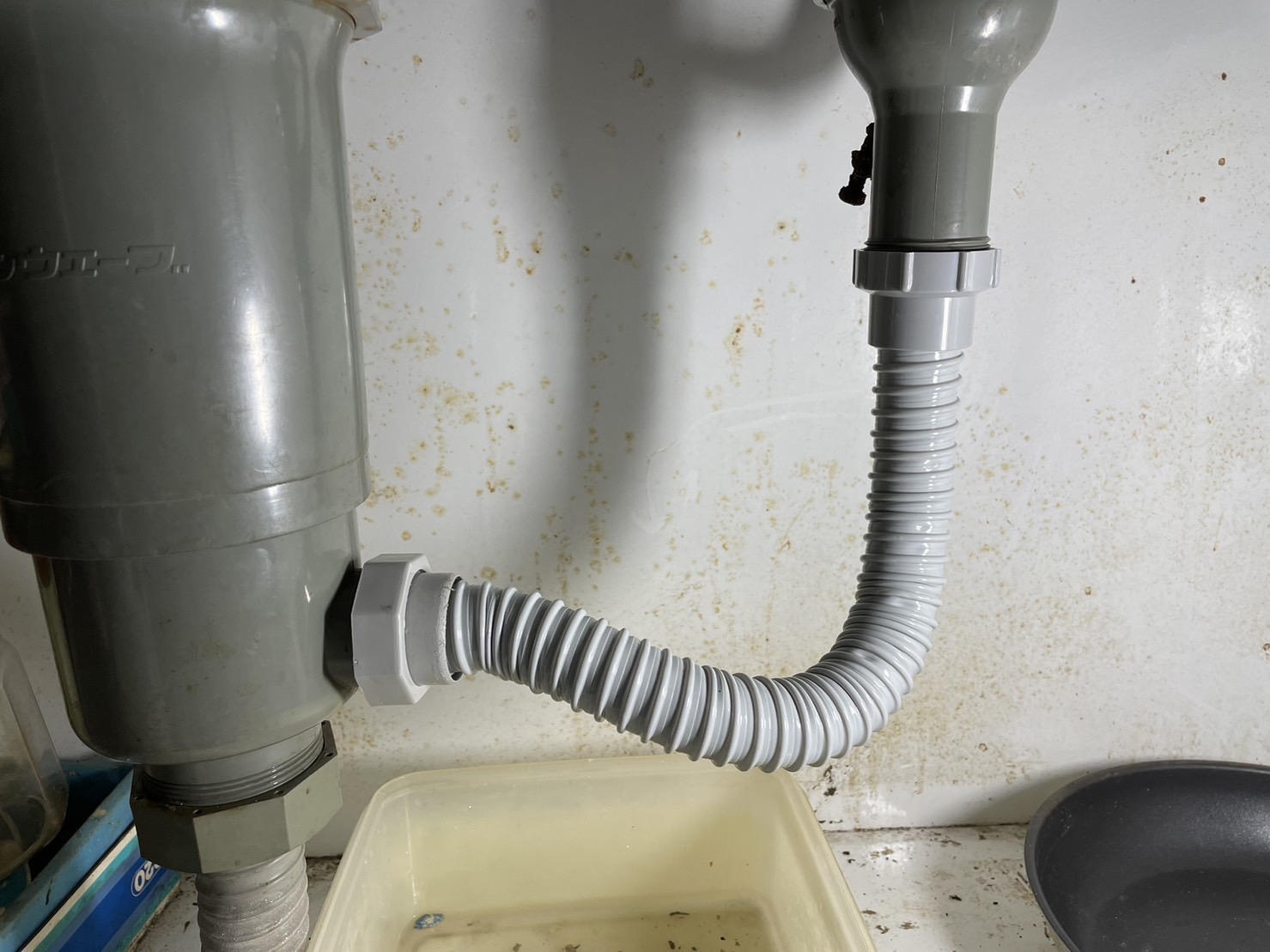 キッチンシンク下排水ホース交換